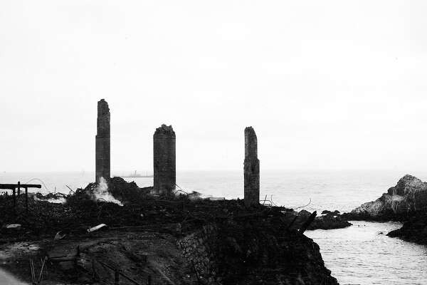 Cliff House: A century of photos of the many lives of an SF icon ...