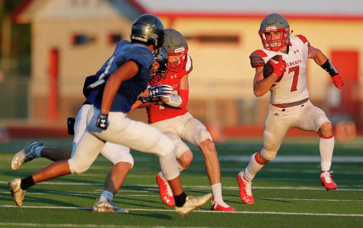 FOOTBALL: Splendora, Needville get real taste of competition