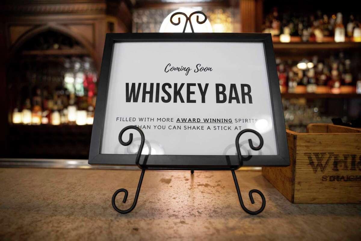 New whiskey bar to open at Dosey Doe Breakfast & BBQ restaurant