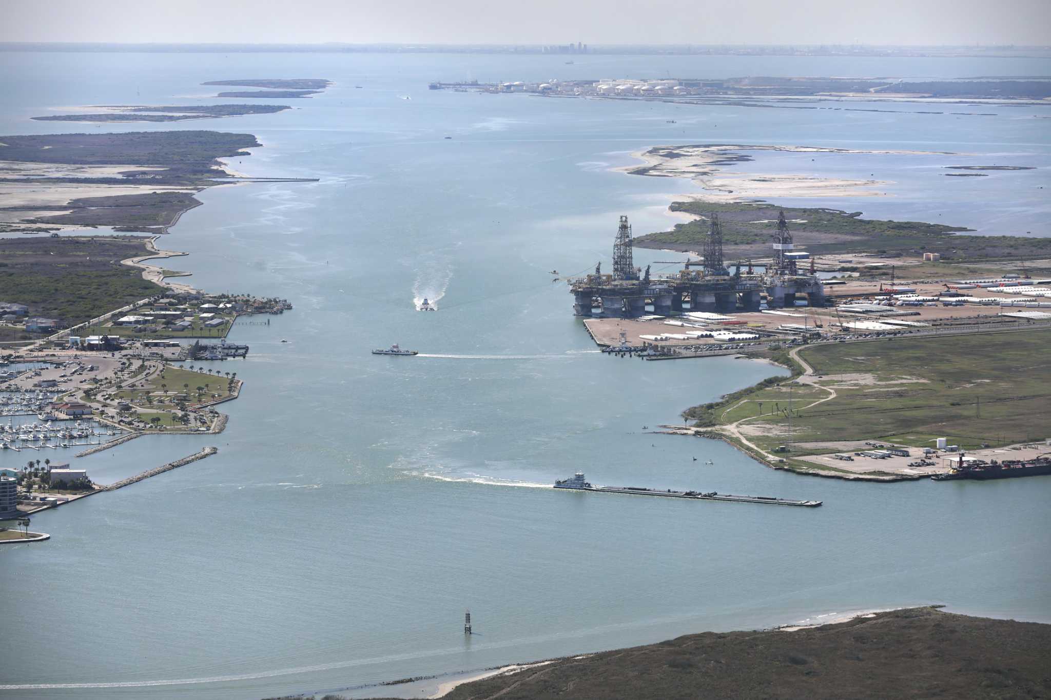Opinion: Sun, sand and tankers? Port Aransas battles big oil and gas ...