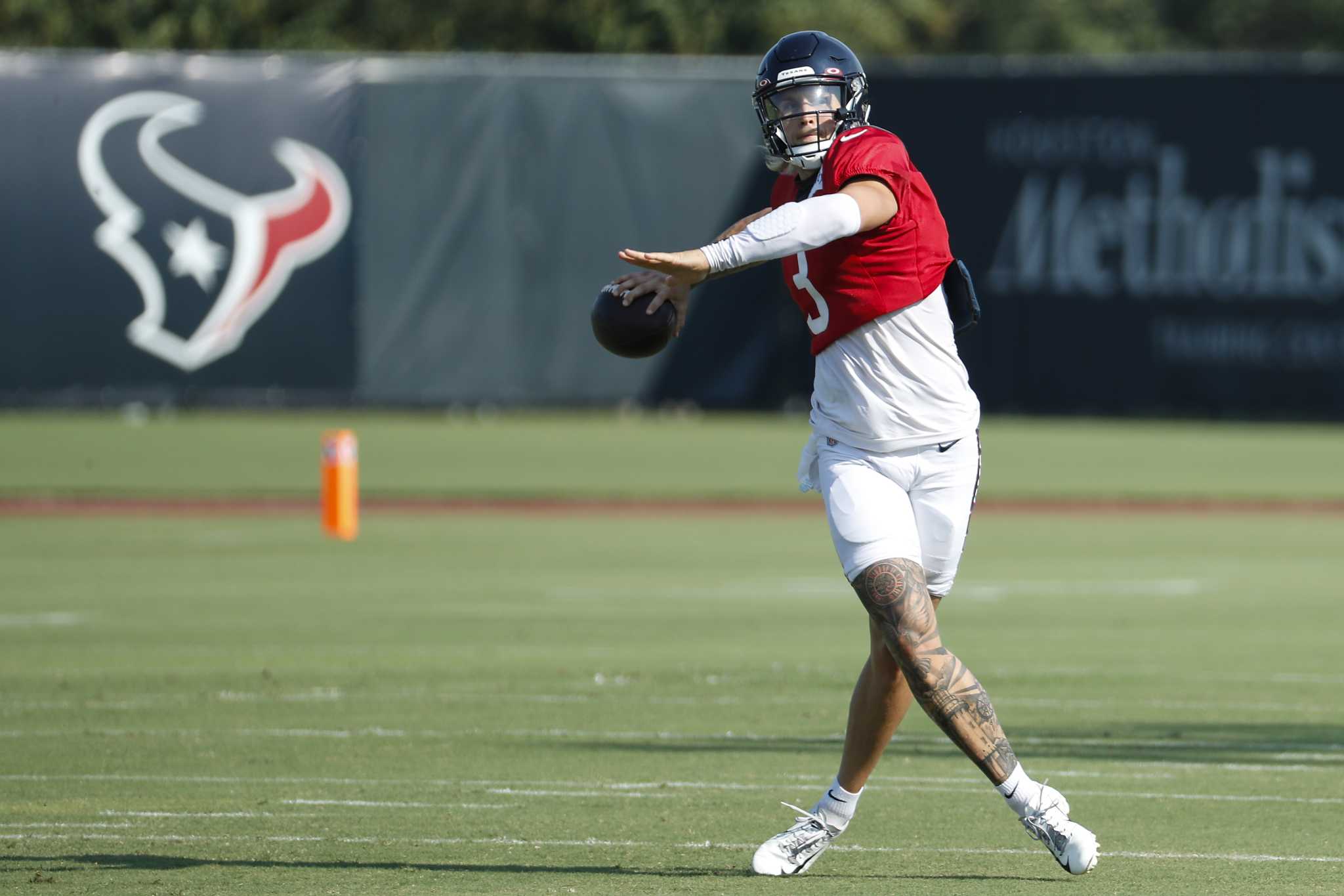 Source: Texans cut third quarterback Alex McGough