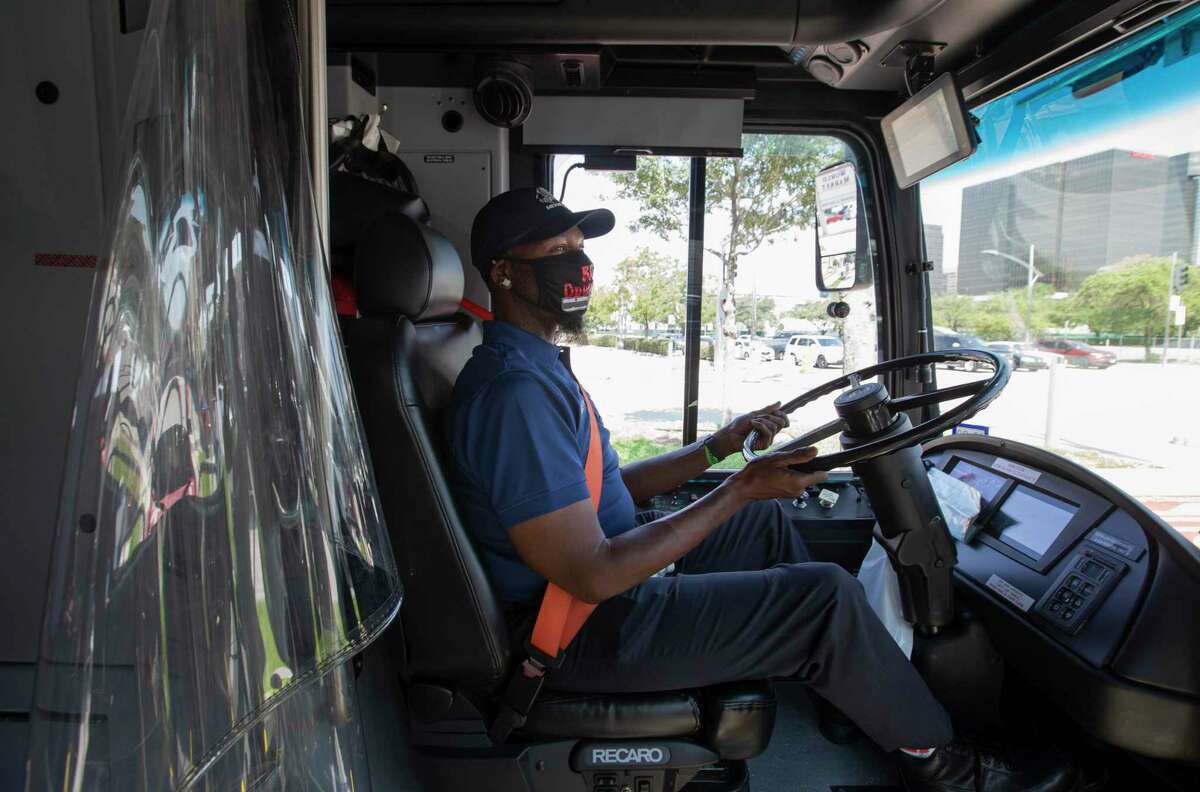 Metro’s Silver Line starts, first of many bus rapid transit planned in ...