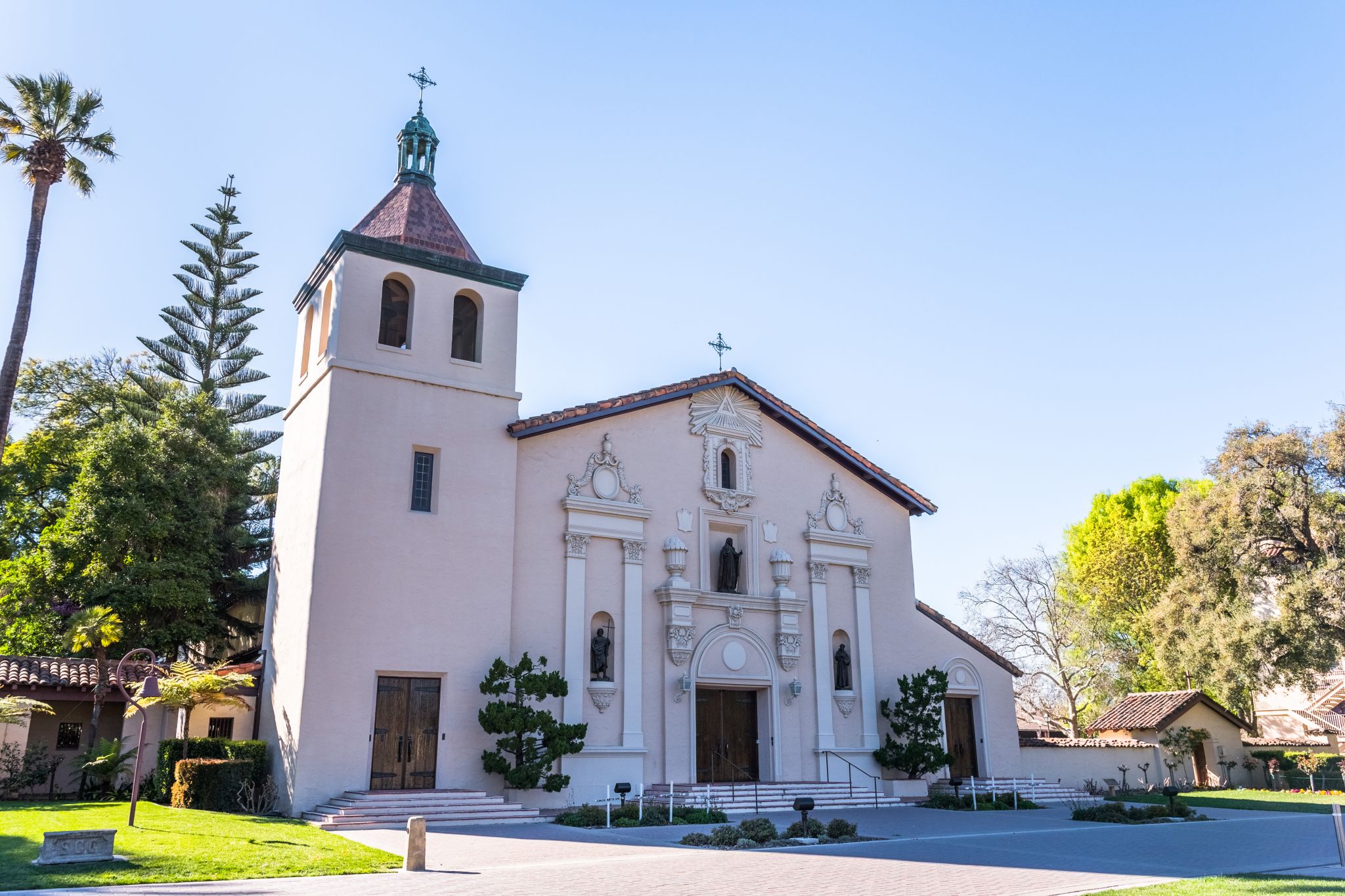 These Bay Area colleges admit the most legacy kids. That could change.