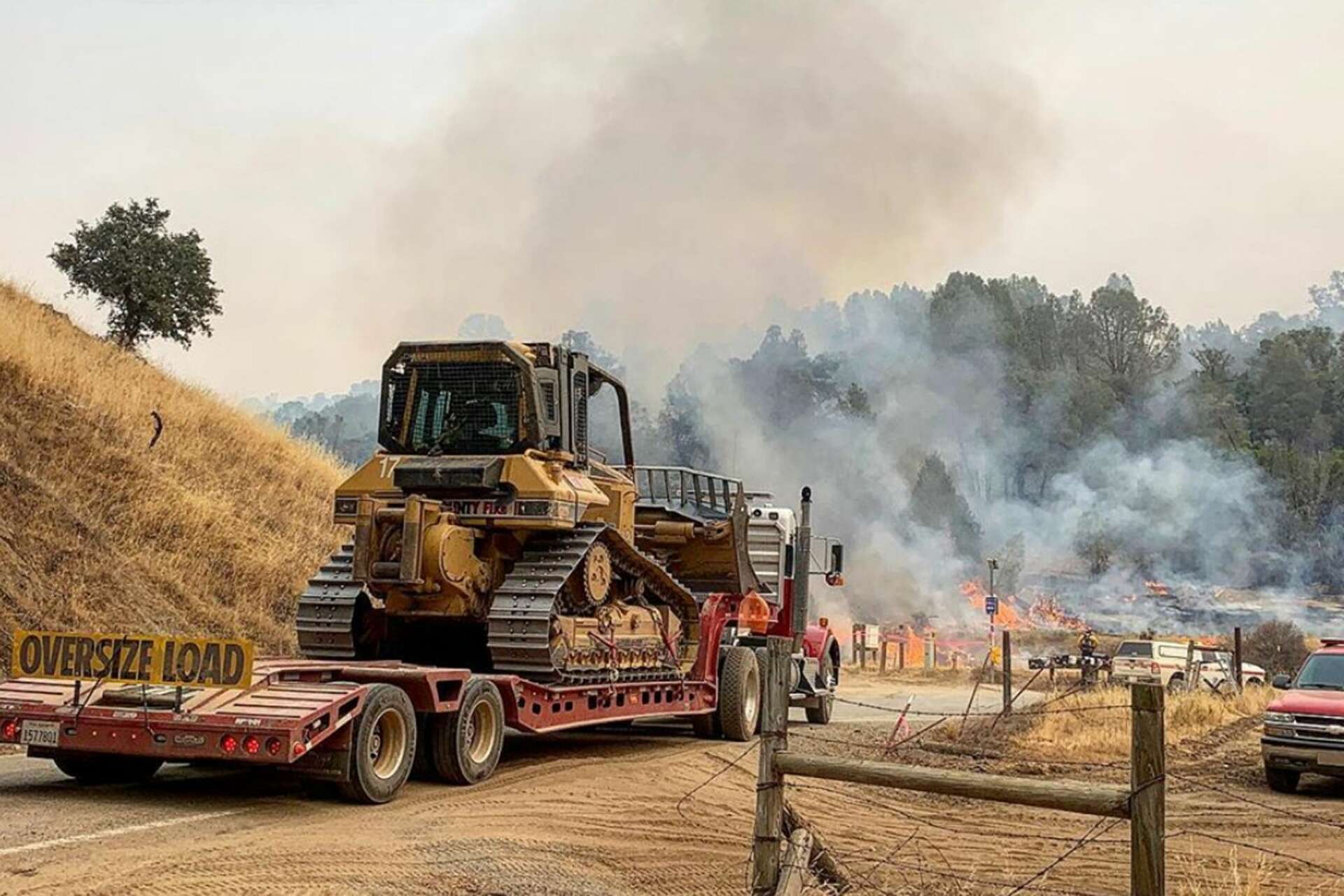 SCU Lightning Complex, 30% contained, now second-largest fire in Calif ...