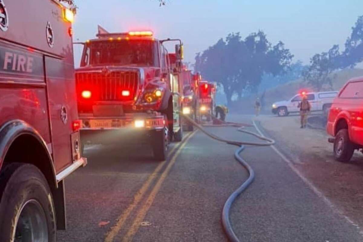 SCU Lightning Complex, 30% contained, now second-largest fire in Calif ...