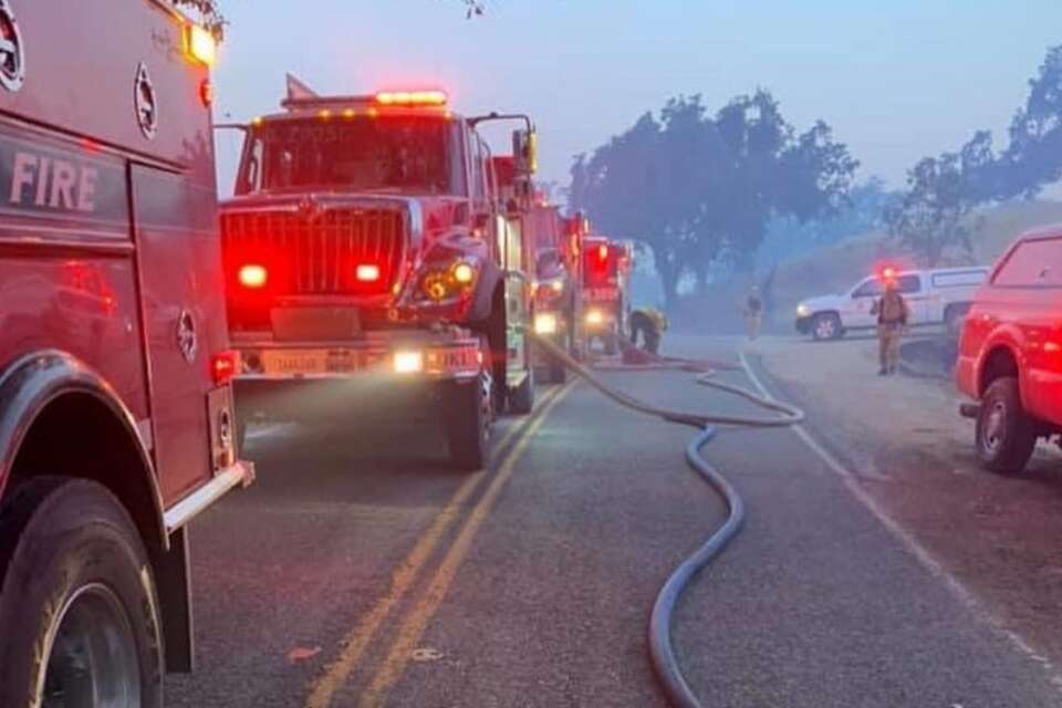 SCU Lightning Complex, 30% contained, now second-largest fire in Calif ...