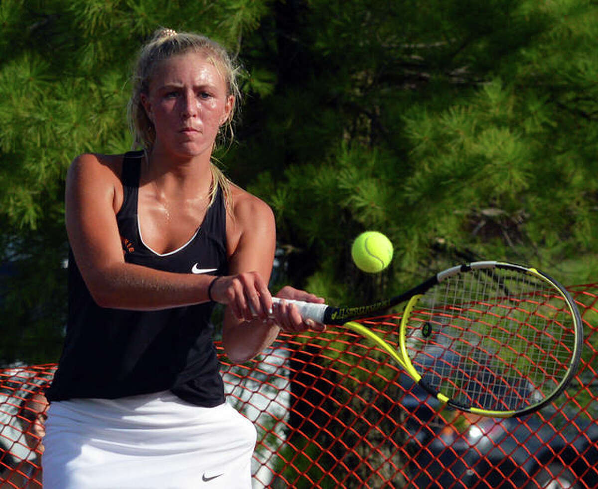 TENNIS: Tigers win big in opener