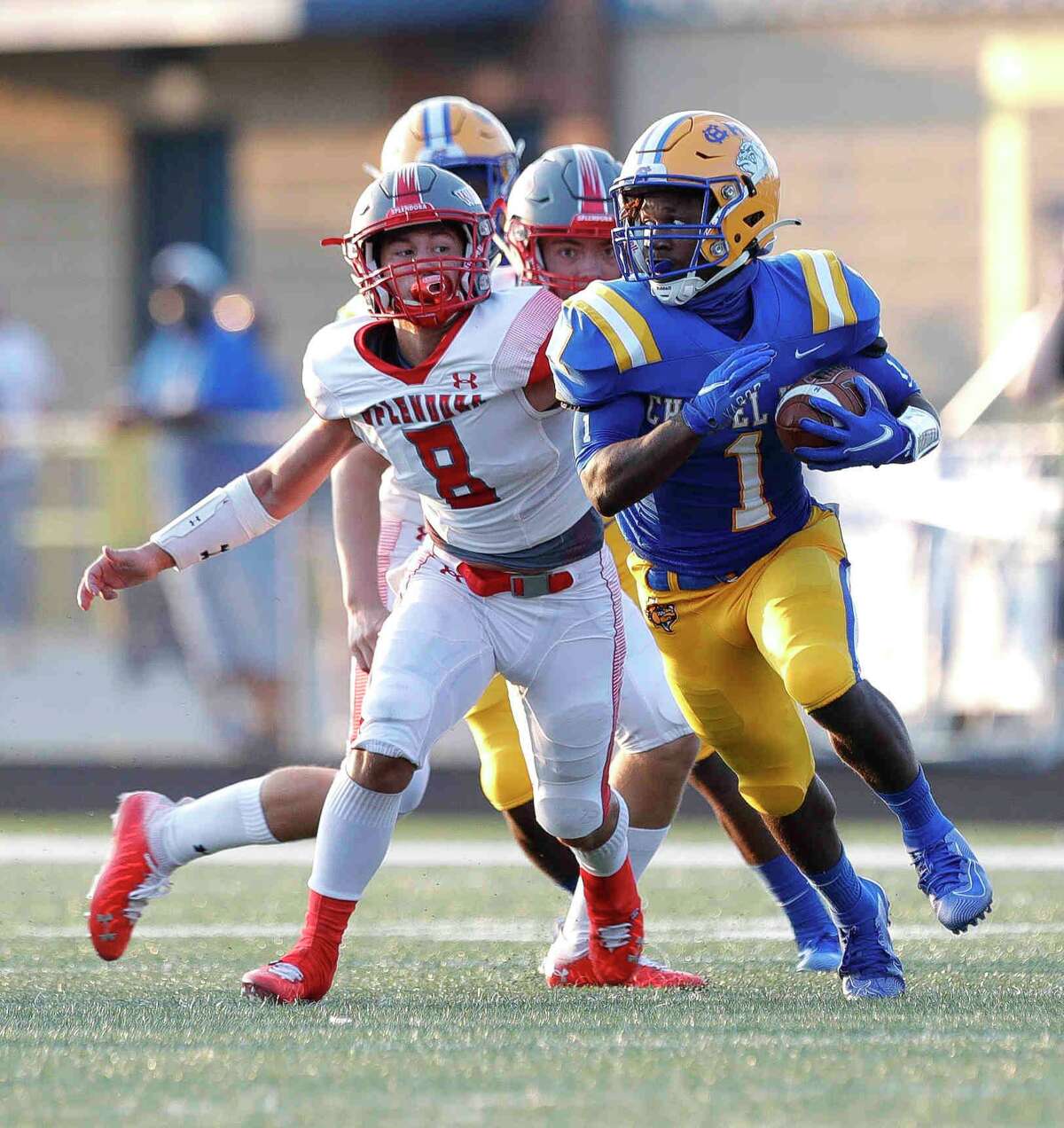 FOOTBALL: Chapel Hill sprints past Splendora in season opener