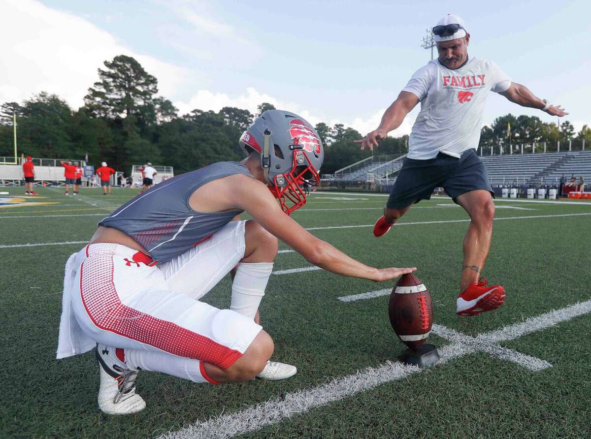 FOOTBALL: Chapel Hill sprints past Splendora in season opener