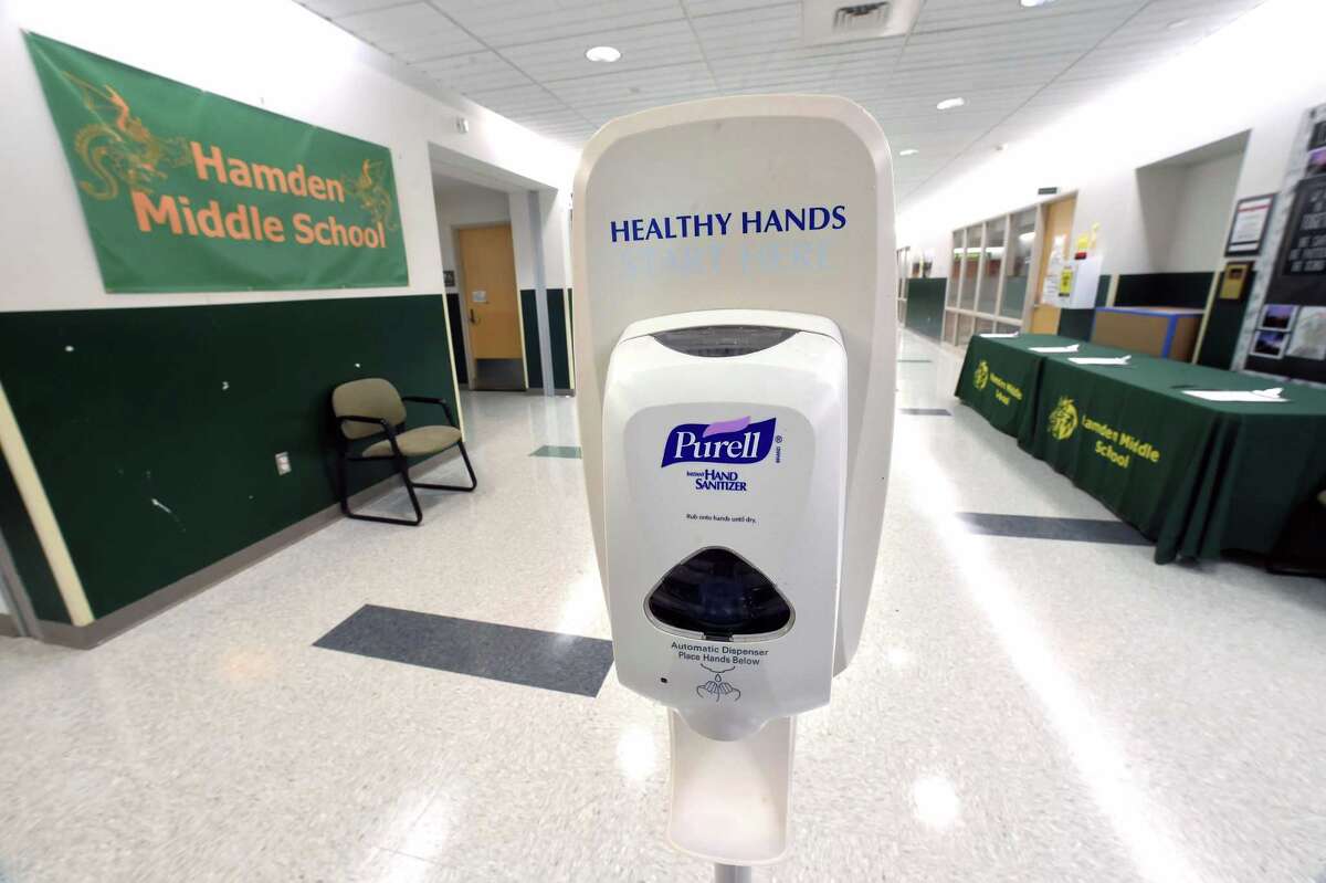 First day of school in Hamden runs smoothly as teachers, families ...