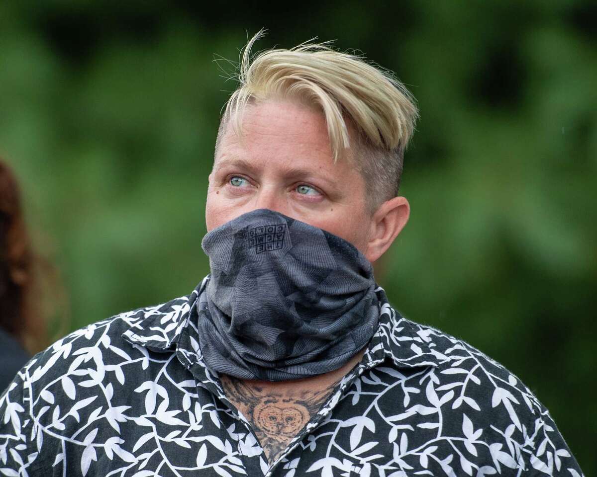 Daughter, family search for woman's killer in 1993 case