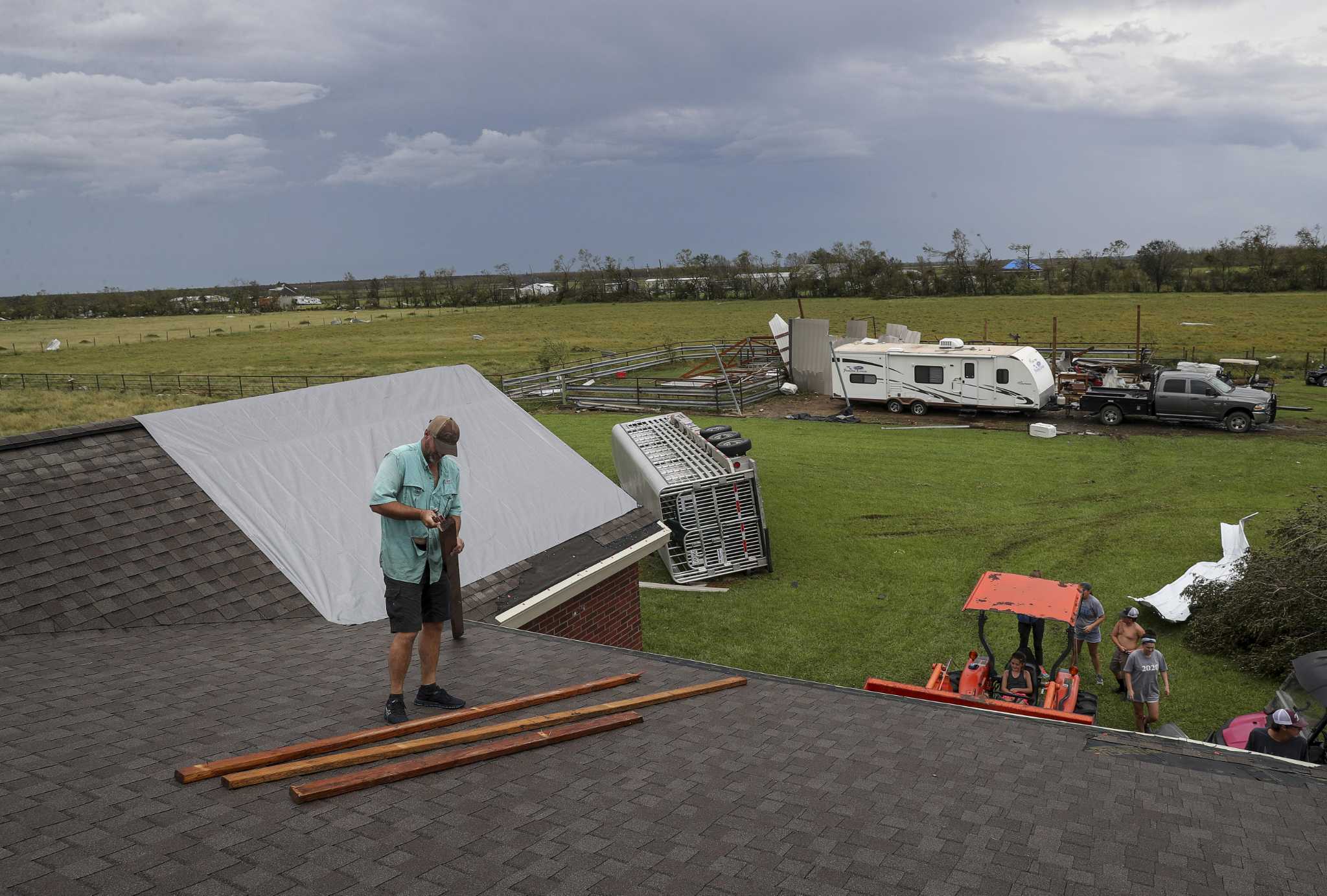 A day of picking up what Hurricane Laura threw down - HoustonChronicle.com