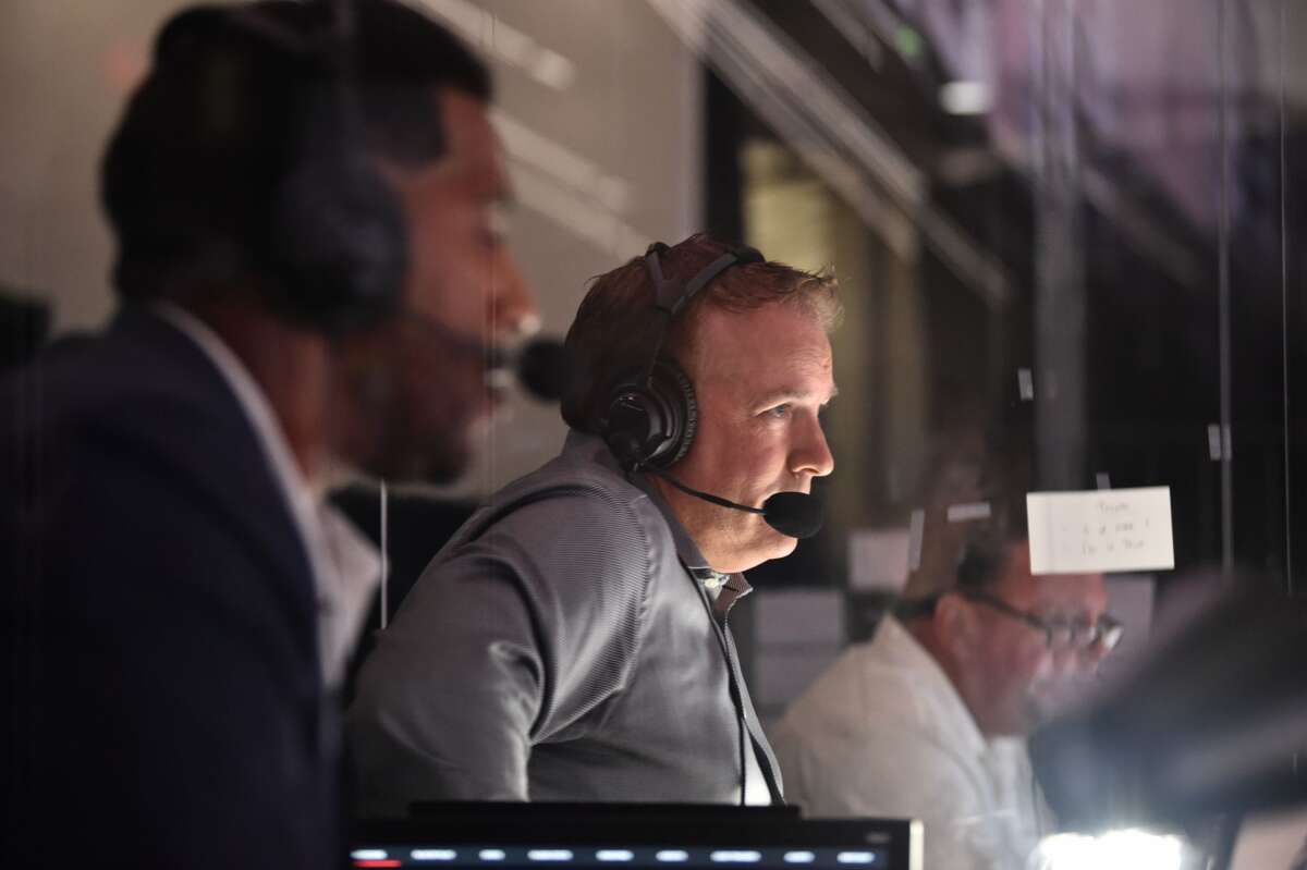 Q&A: Warriors announcer Bob Fitzgerald on life inside the NBA bubble