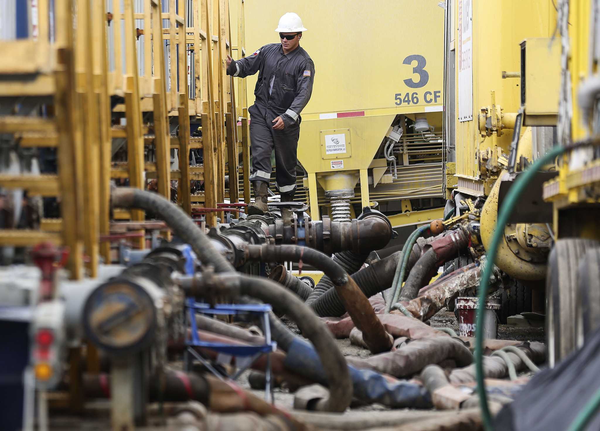 Buyer of Schlumberger frack unit eyes lead over Halliburton