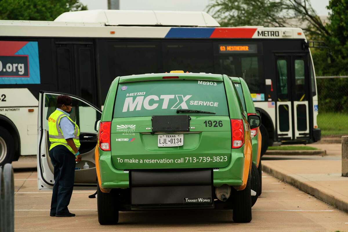 Transit on demand: Metro launches app to boost neighborhood shuttle program