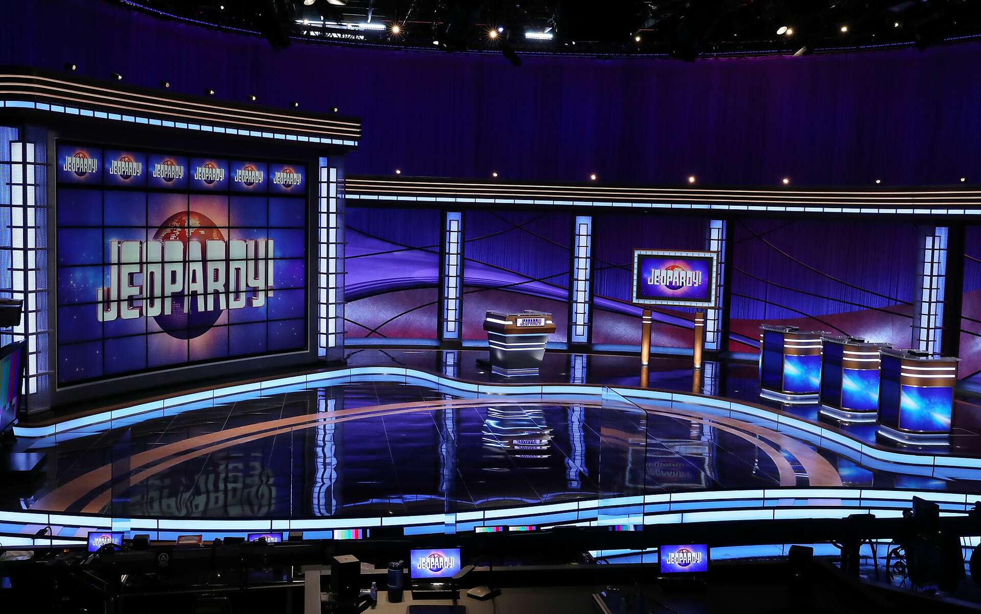 Ranking the 'Jeopardy!' guest hosts, from Ken Jennings to LeVar Burton