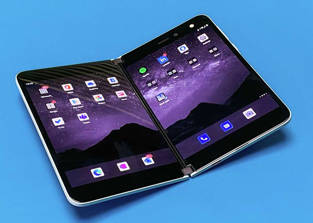 Microsoft Surface Duo review: Two screens aren't always better than one