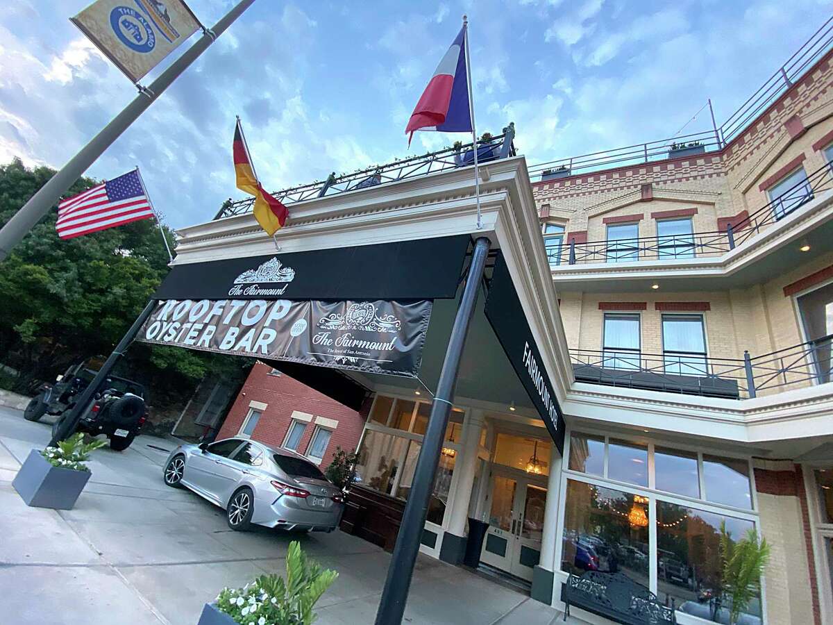 3 new San Antonio restaurants, Elsewhere Garden Bar & Kitchen ...