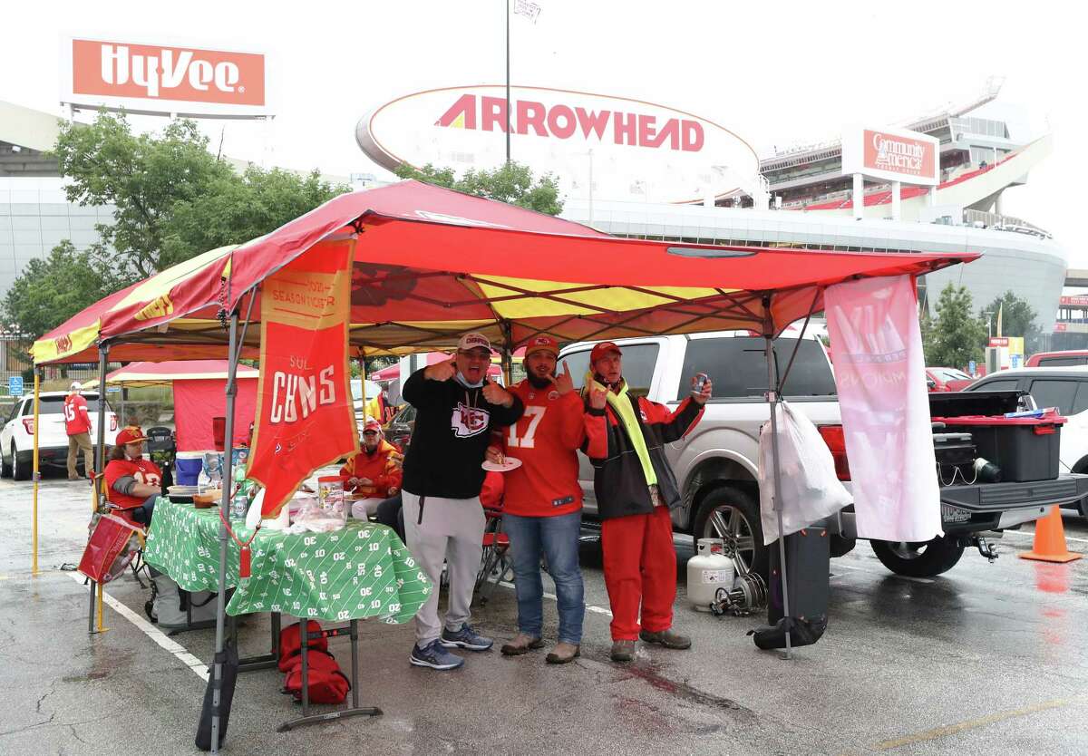 What tailgating looked like at Texans-Chiefs opener
