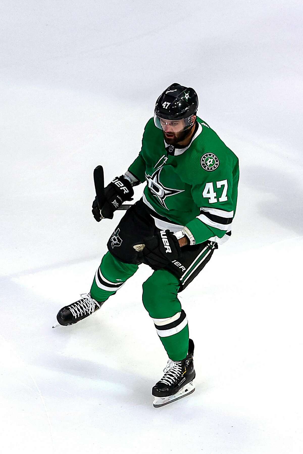 Alexander Radulov scores 31 seconds into OT as Stars beat Vegas 3-2
