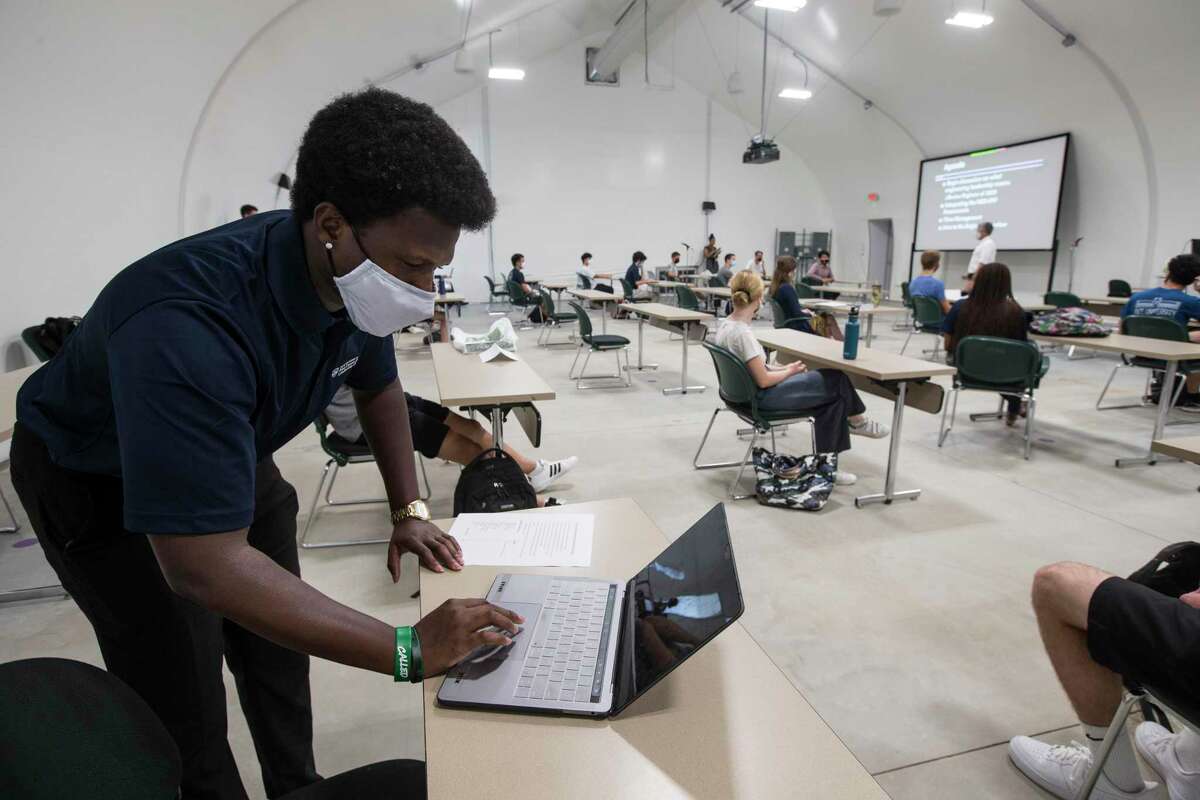 An inside look at Rice’s outdoor classrooms for in-person classes