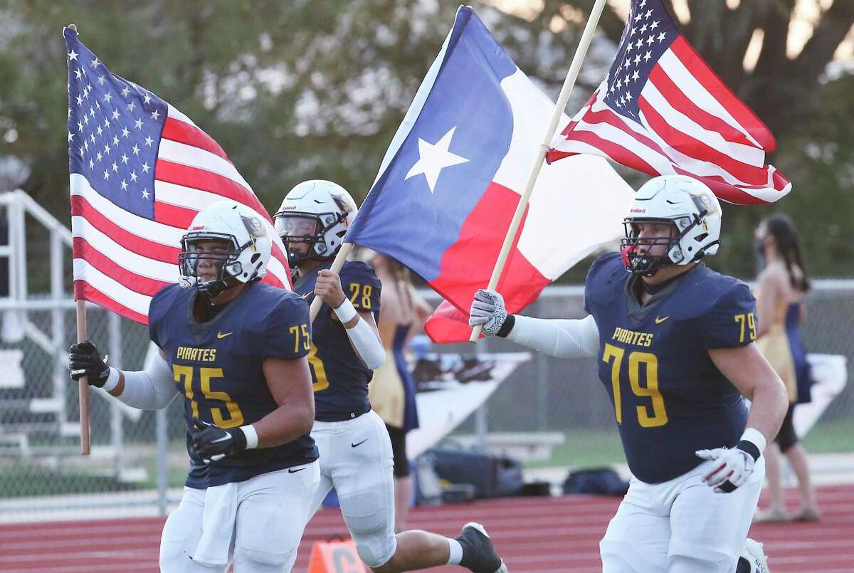 Poth runs wild over Karnes City