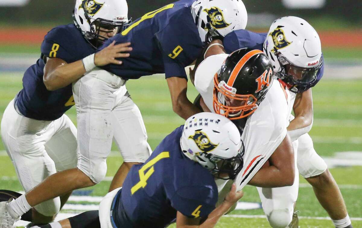 Poth runs wild over Karnes City