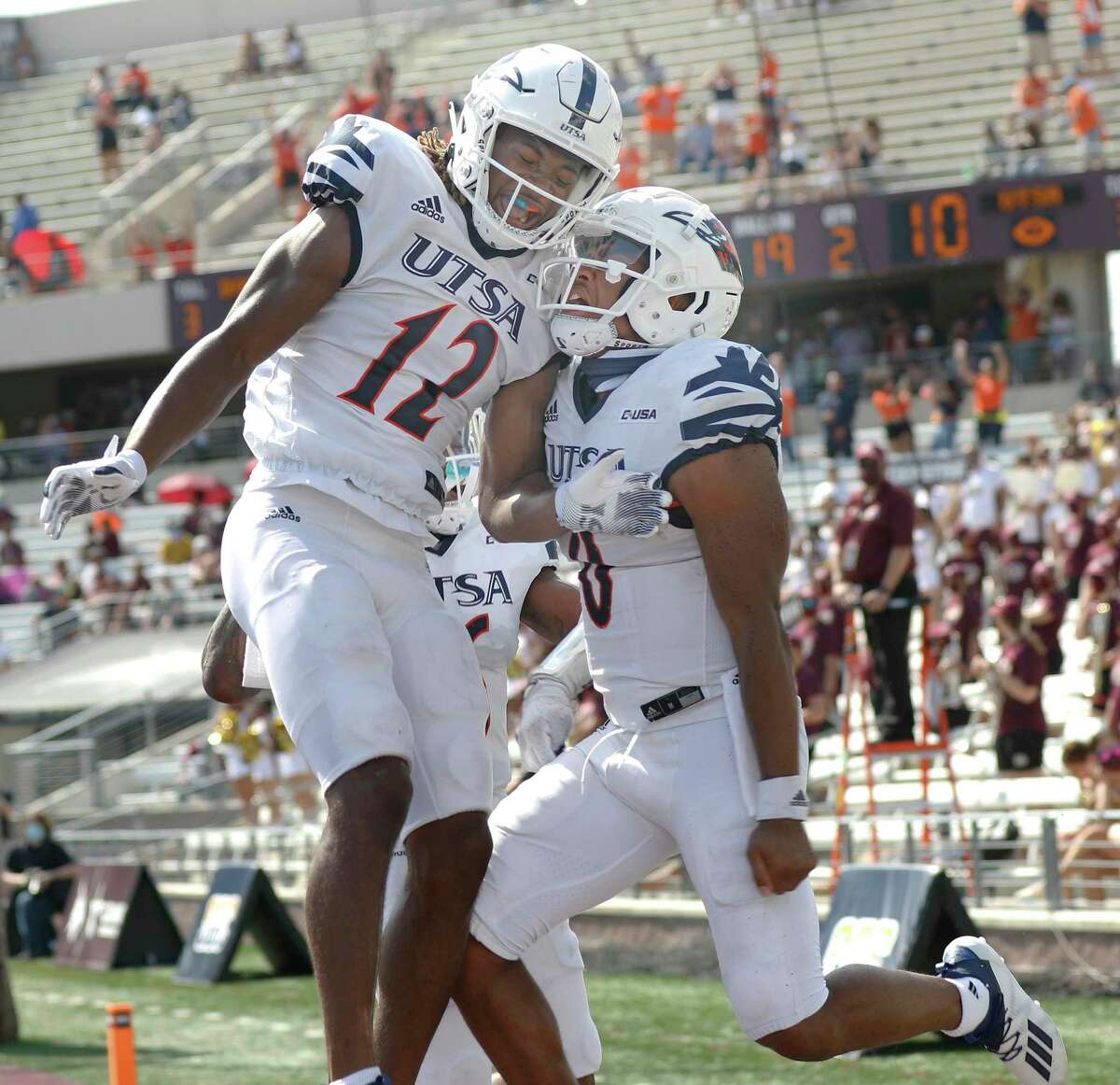 UTSA beats Texas State in double overtime, winning coach Jeff Traylor’s ...