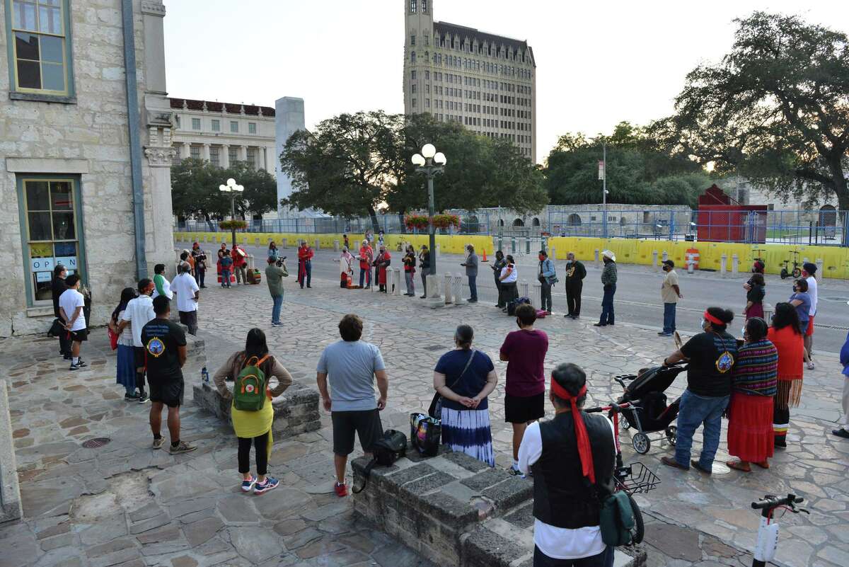 Tap Pilam Coahuiltecan Nation honors ancestors with sunrise ceremony at ...