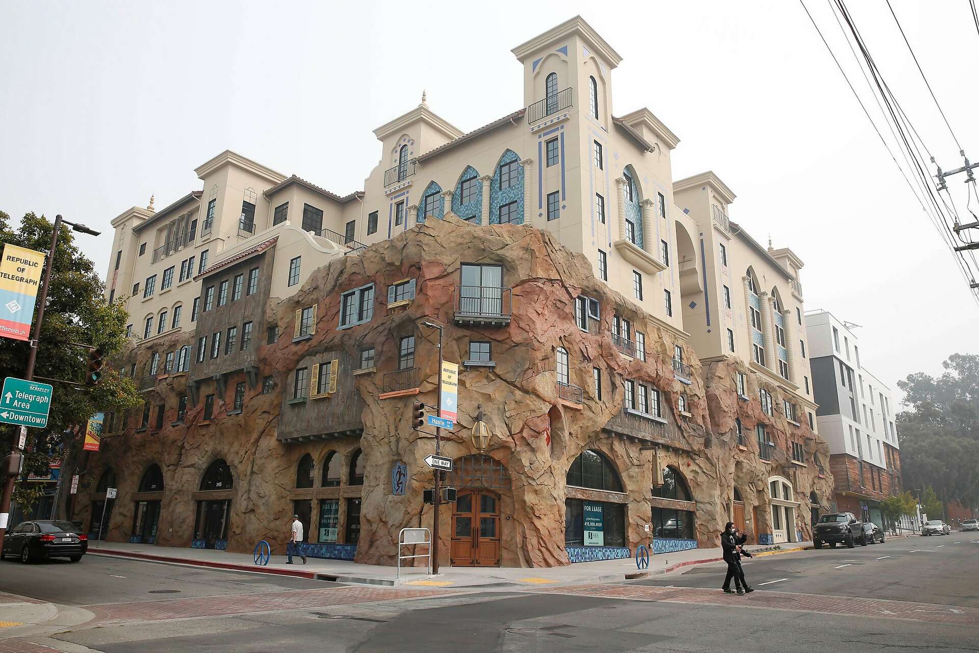 If Harry Potter and Fred Flintstone designed a building together, it ...