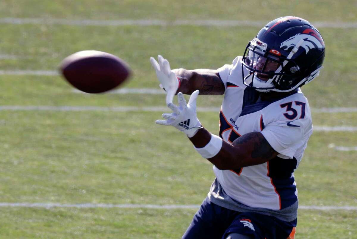 Watch: Beaumont's PJ Locke makes game-winning play on Sunday Night Football