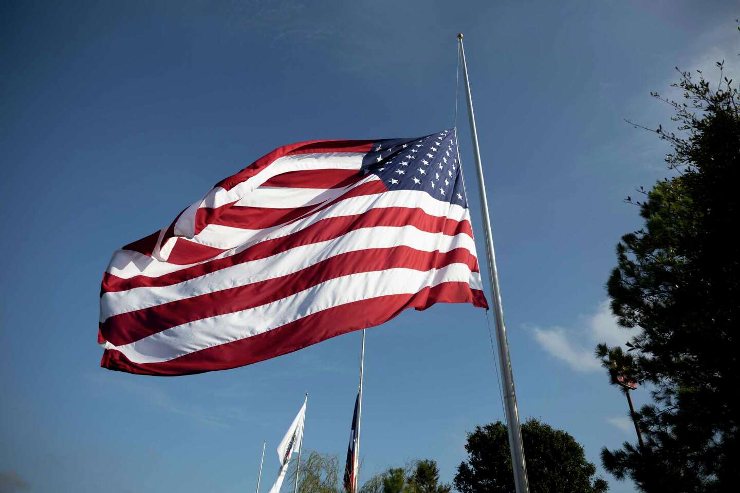 Conroe pays tribute to Mayor Toby Powell as flags lowered