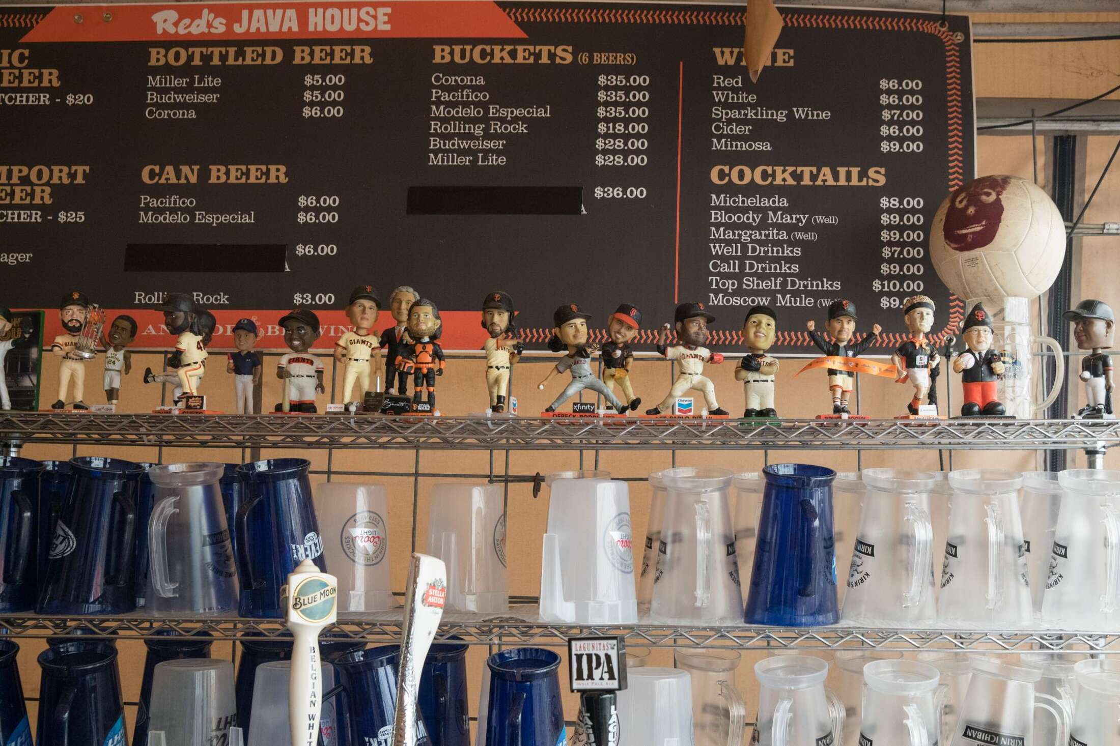 San Franciscans are keeping legendary Red’s Java House alive