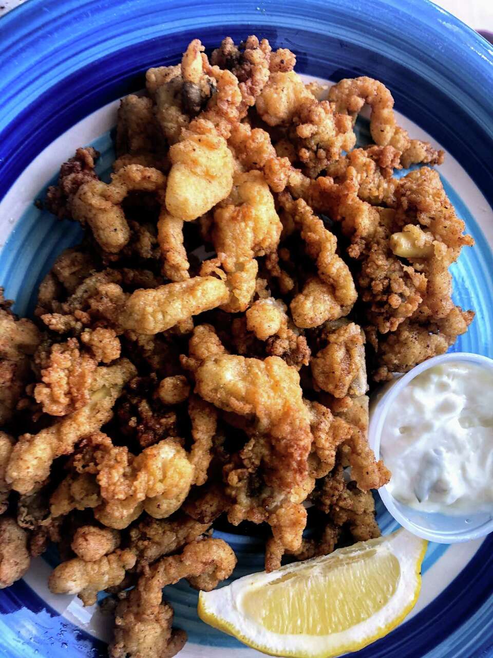 Our picks for top places in CT for whole-belly fried clams