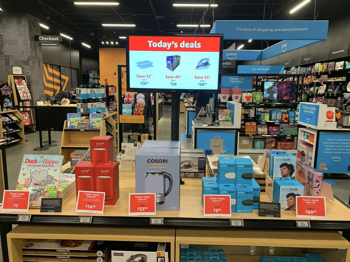 Amazon opens first Houston-area brick-and-mortar stores