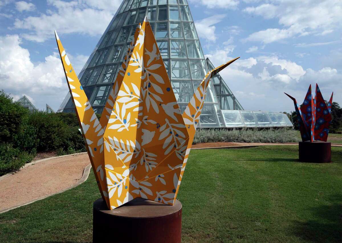 Origami sculpture show makes Texas debut at the San Antonio Botanical ...
