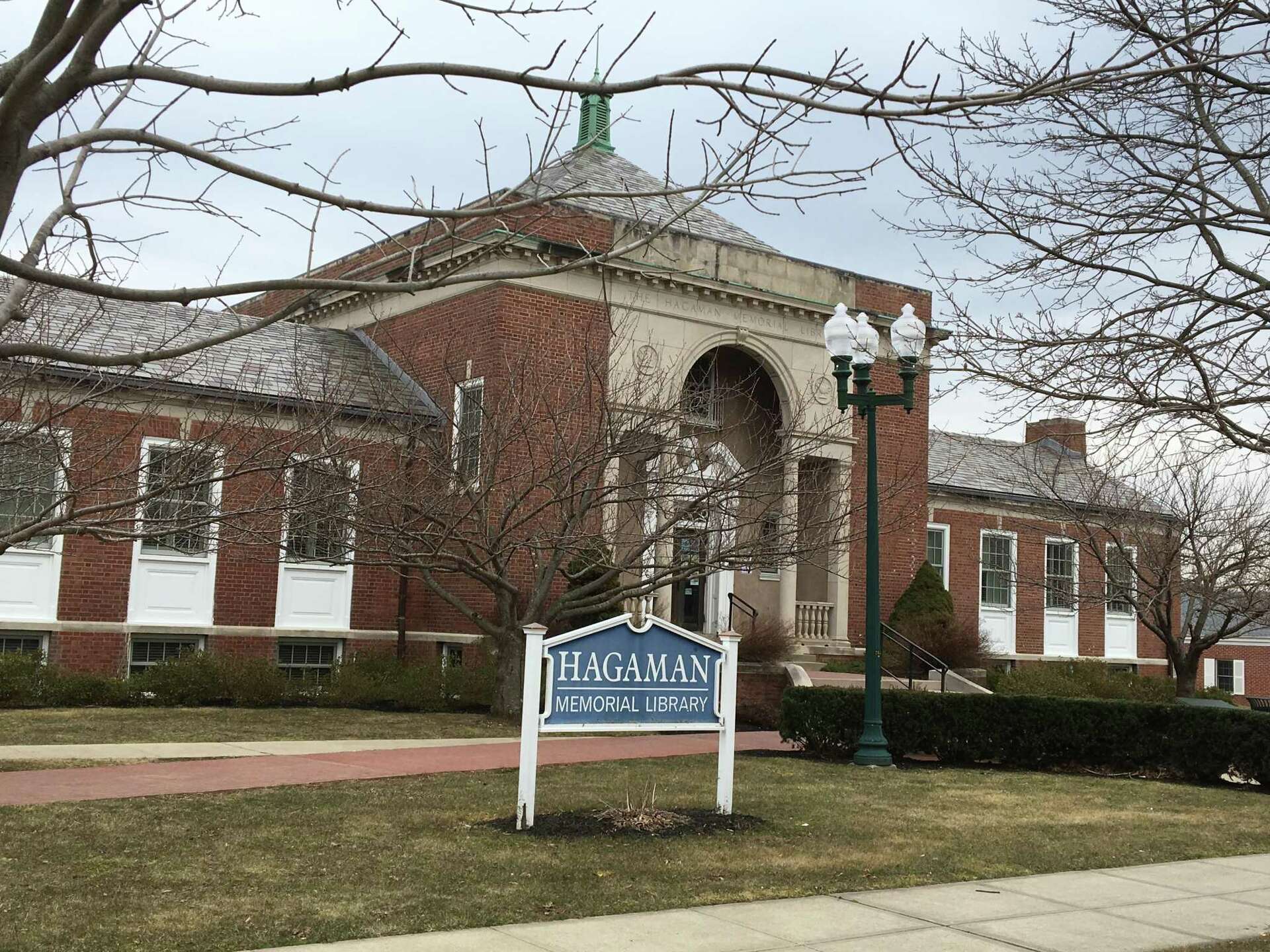 East Haven creates satellite library as Hagaman remains closed