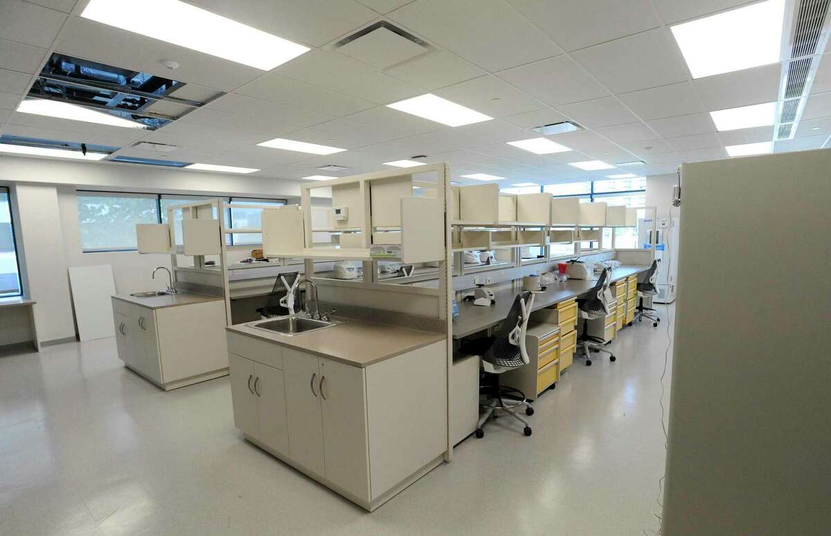 The ‘ideal location’: Sema4 shows off its new Stamford lab