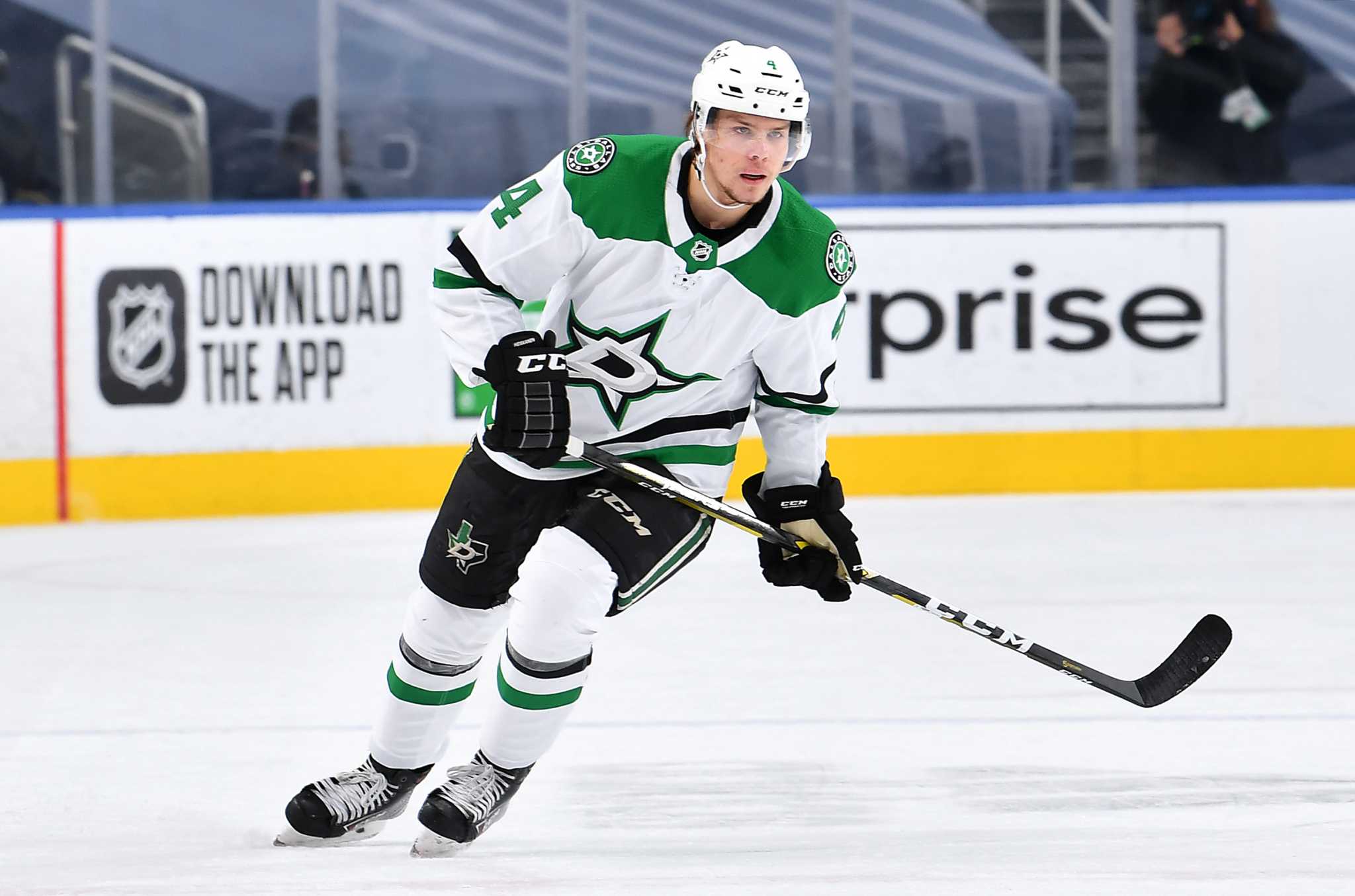 Lightning, Stars turn defense into offense