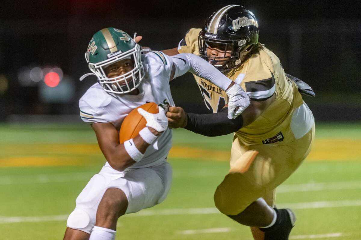 Film study: Da'Marion Morris does it all for Little Cypress-Mauriceville