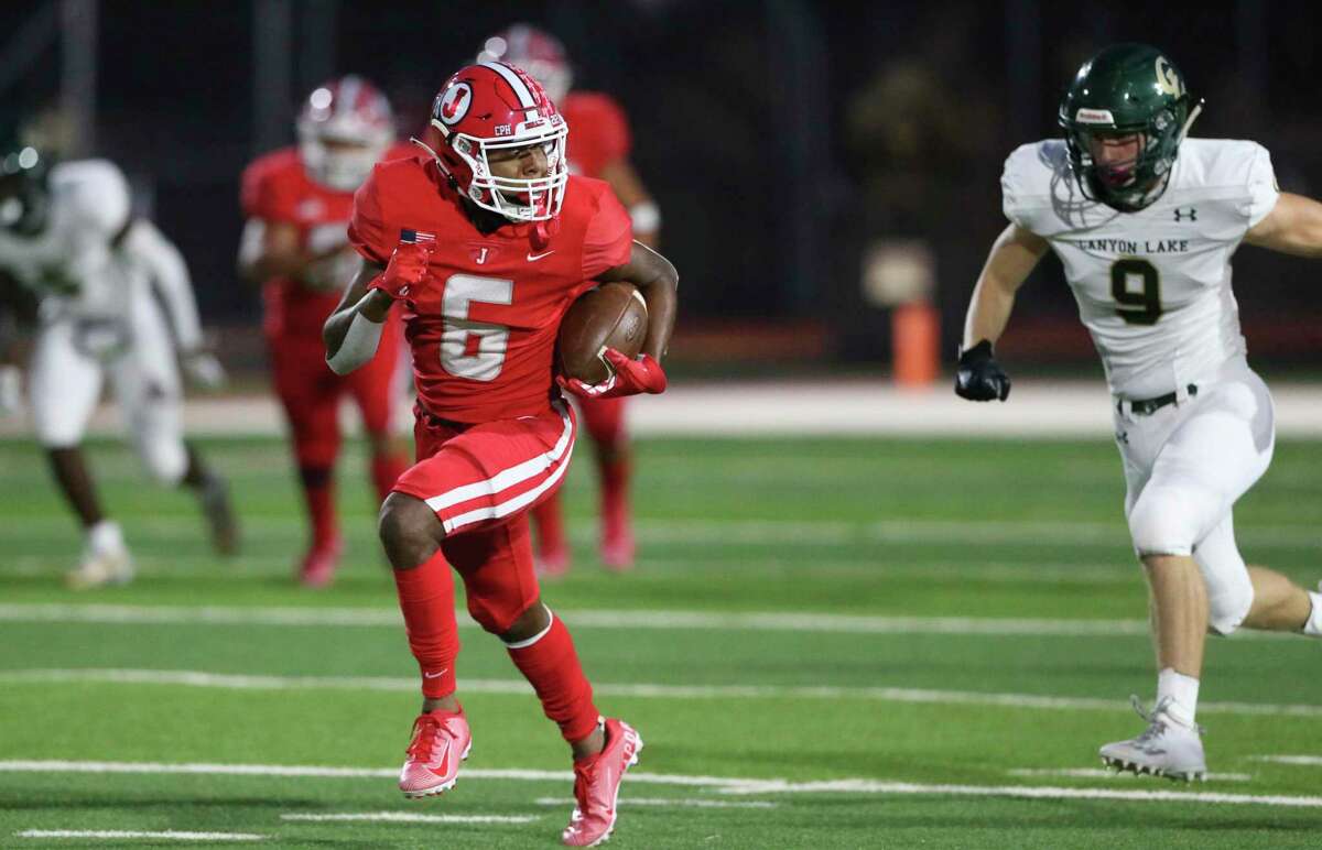 Bizarre play helps Jourdanton hold off Canyon Lake