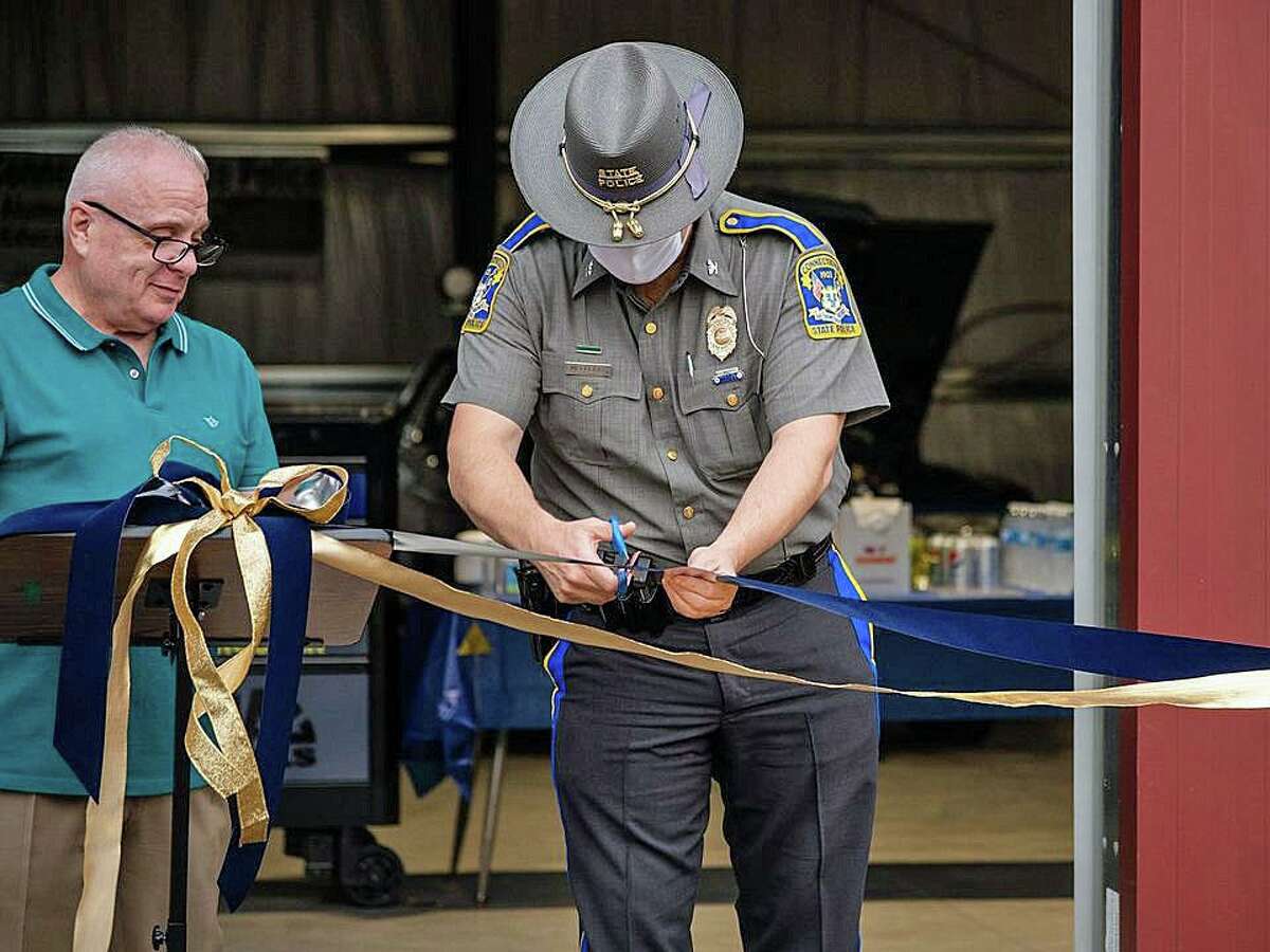 Museum opens new garage for vintage CT state police cruisers