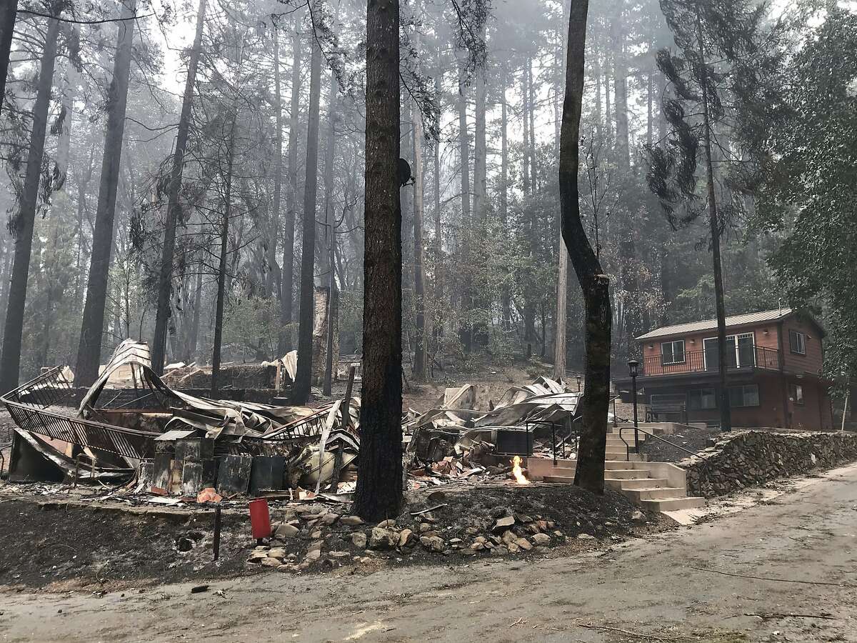 Wildfires continue to burn even as Bay Area fires near containment