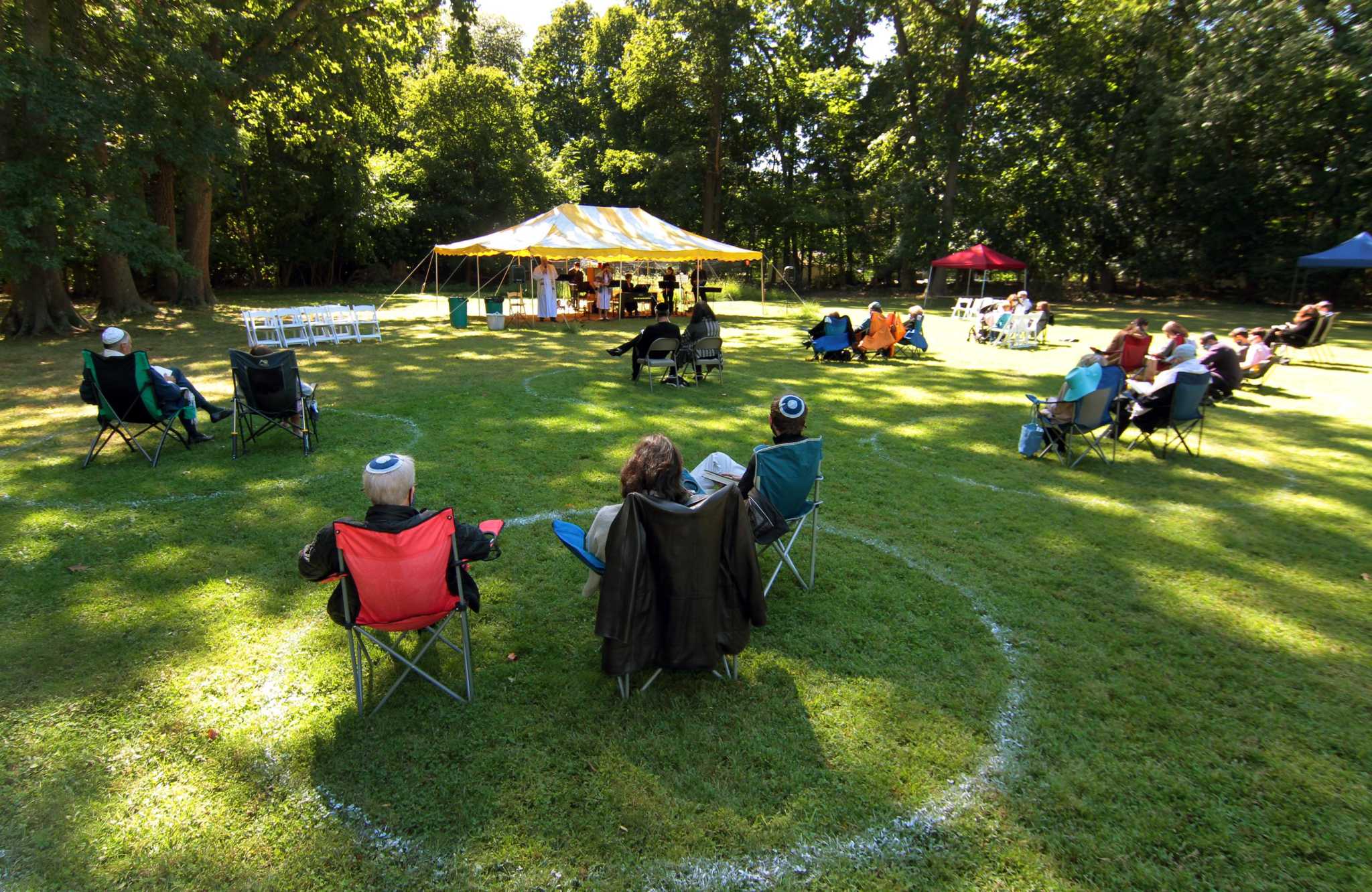 Greenwich’s Temple Sholom adapts to keep tradition, community intact ...