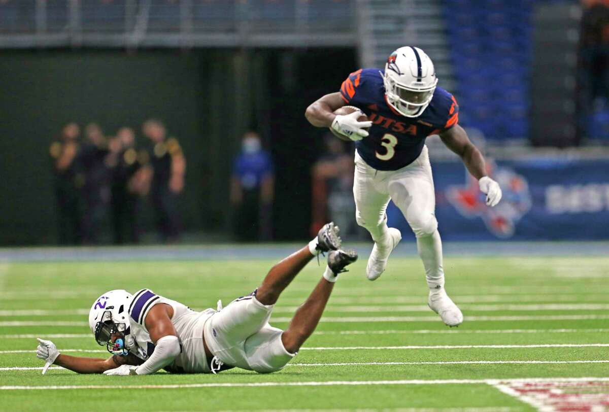 Frank Harris lifts UTSA to hard-fought win in home opener