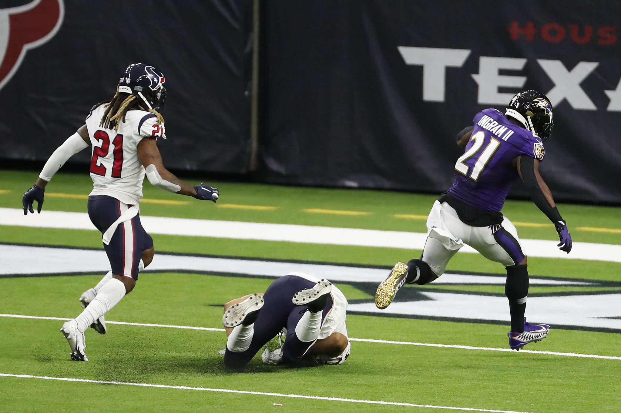 Texans' fourth-quarter run defense 'troubling'