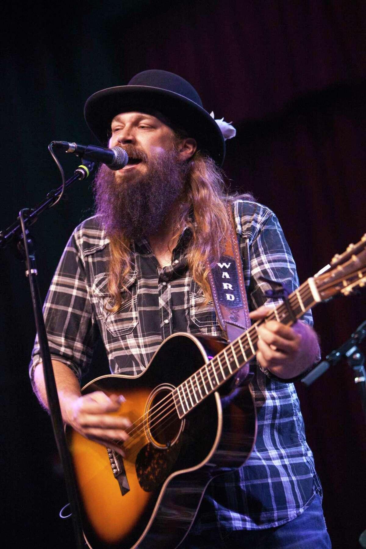 Country music singer-songwriter Ward Davis brings acoustic tour to the ...