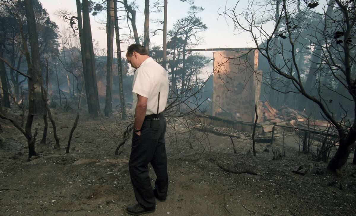 ‘Blaze races to sea’: The Mount Vision fire threatens Point Reyes 25 ...