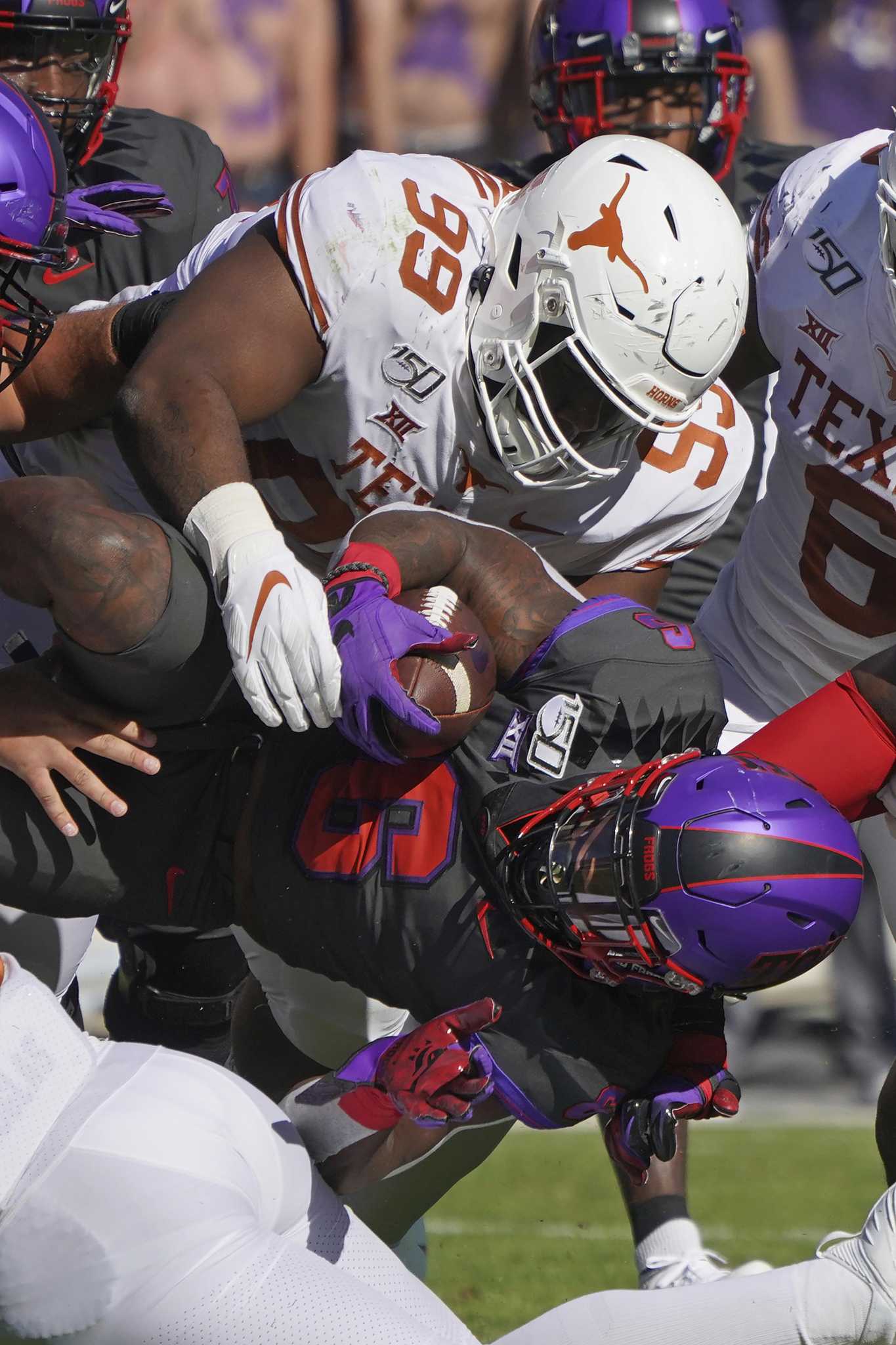 UT’s reformed defensive line off to rousing start