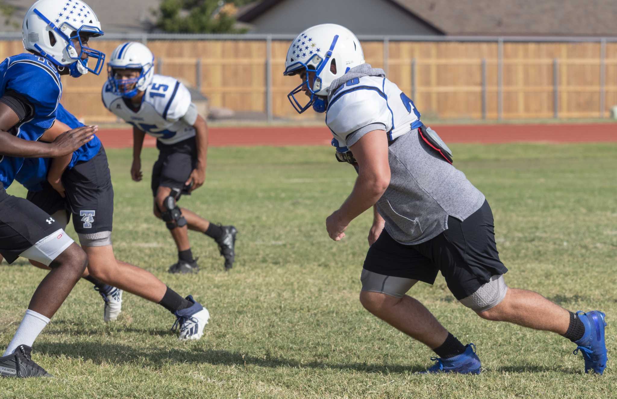 2020 HS FOOTBALL: Experienced Seybert leads confident Trinity this season